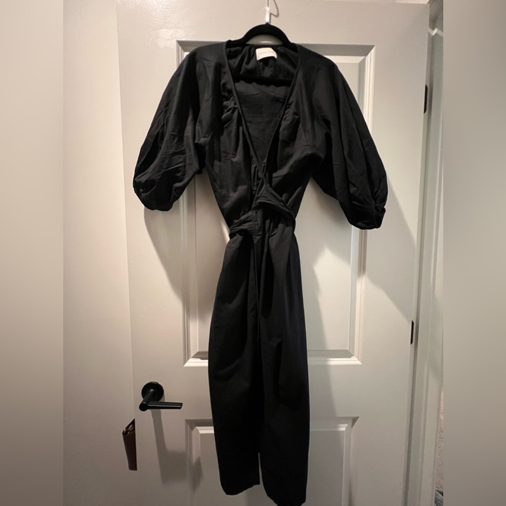 Modern Citizen Black Puff Sleeve Wrap Dress - Gem